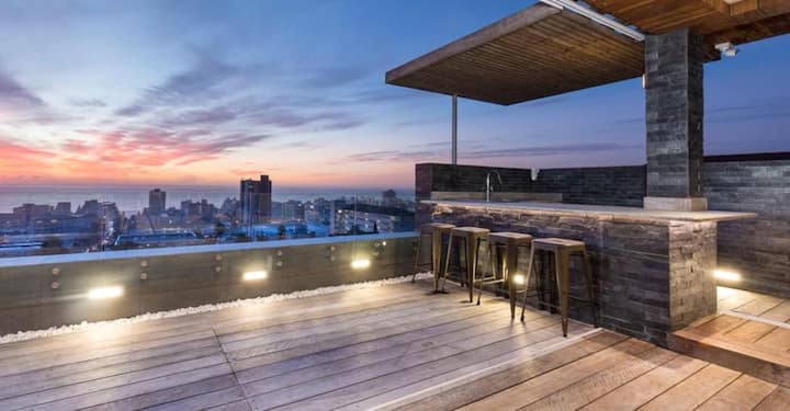 3 Story Luxury Villa On Oceanview Drive, Capetown - Camps Bay