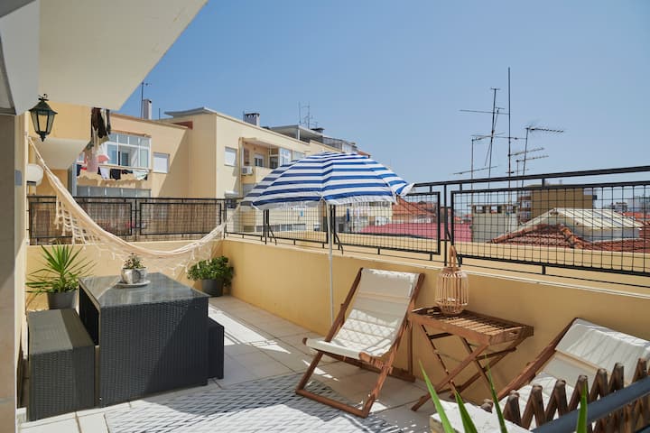 Calm & Relaxing Apartment W/ Terrace In Almada - Almada