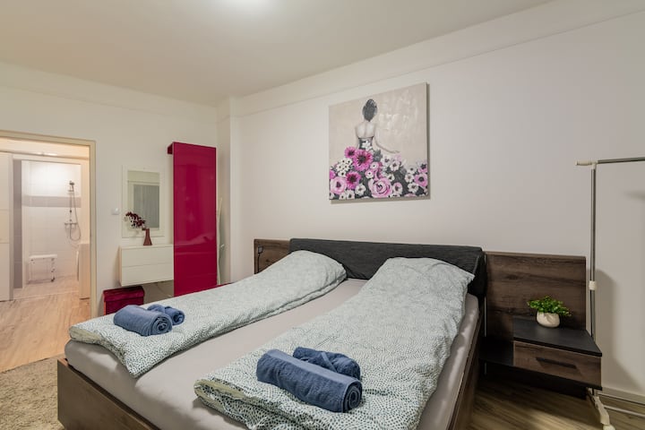 Tátra Apartment By The Danube Fully Accessible - Budapest