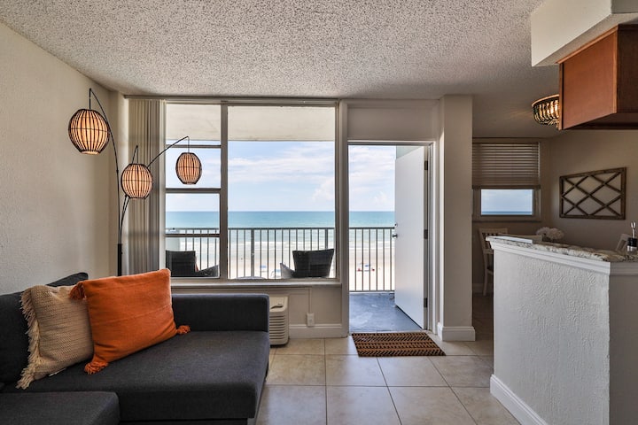 The Zen- Oceanfront Condo *Pool Now Open* - Daytona Beach, FL