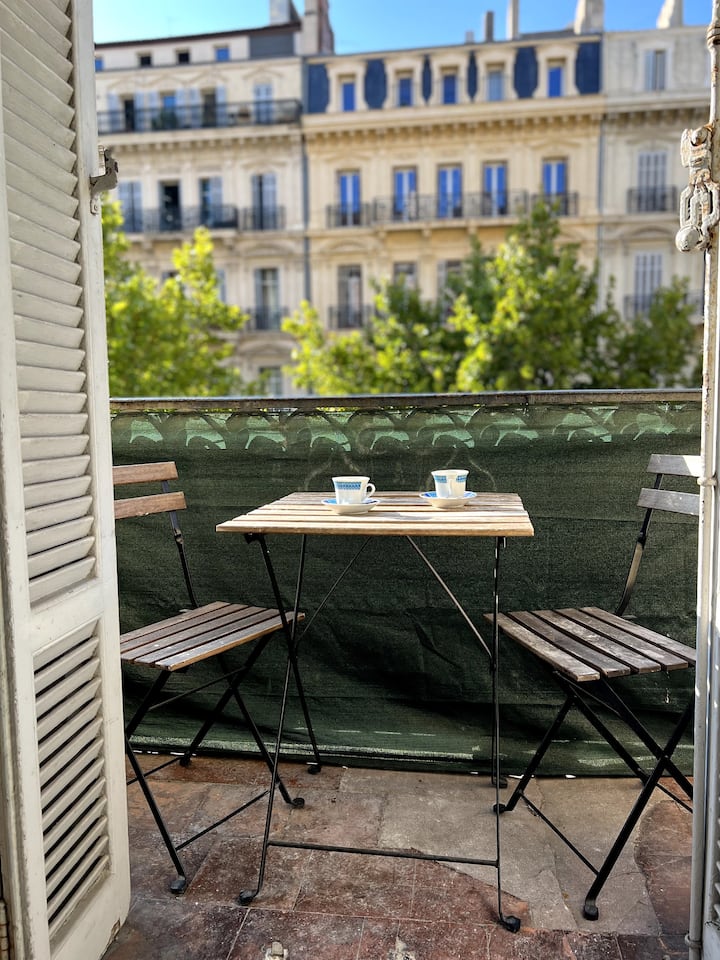 Canebière, 150 M2, Appartement Hausmannien. - Calanques de Marseille