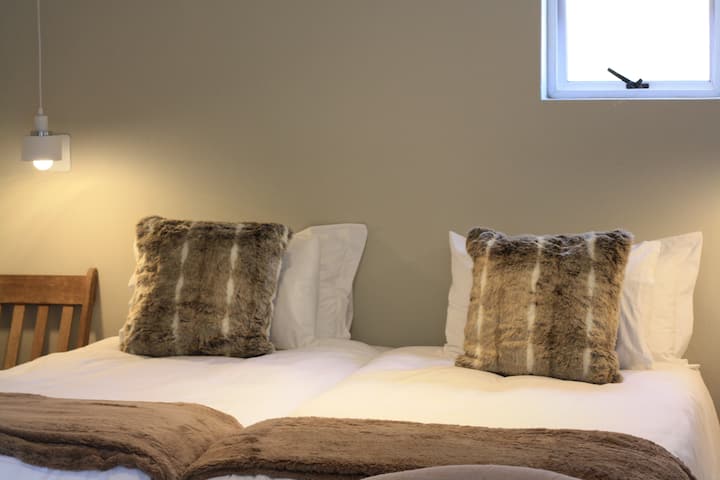 Sarah's Place-studio 4, Open Plan 1 Bedroom Flat - George