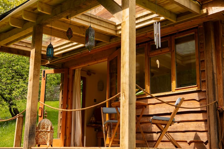 Bespoke Eco Cabin With Ancient Woodland Views - Ledbury