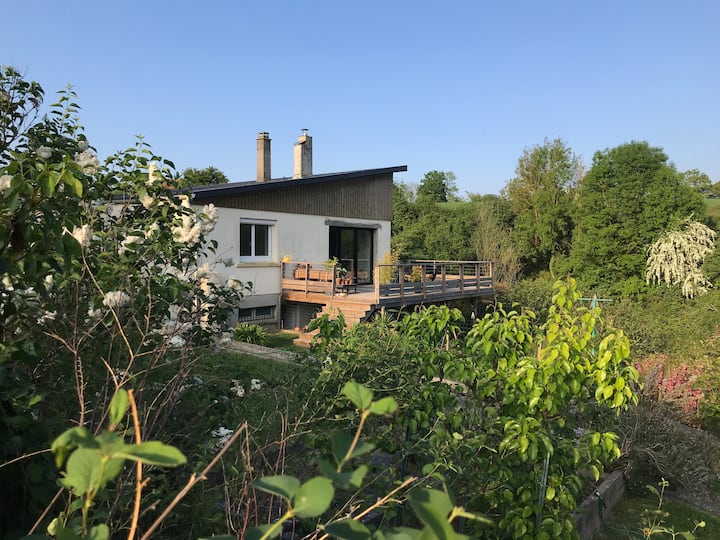 Maison Dans Un éCrin De Verdure Et Très Calme - Saint-Lô