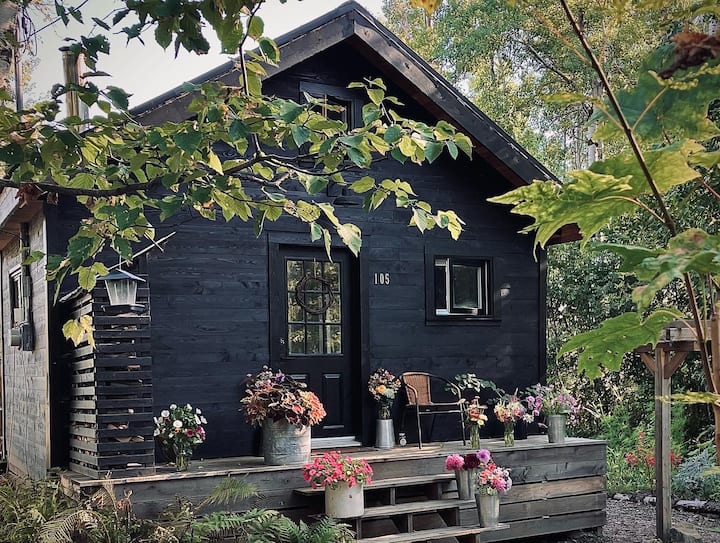 Petite Cabine Privée Sur Une Ferme De Fleurs - Québec