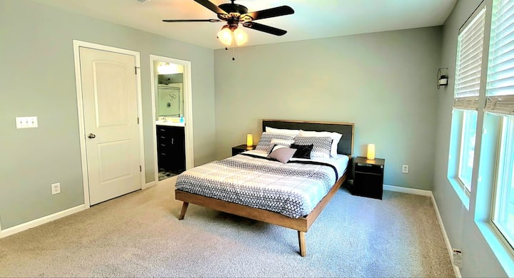 Perfect For Relocation Vacatio-4 Bedroom Townhouse - Wake Forest, NC