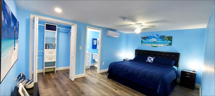 L- Excellent And Spacious, Independent Apartment. - Tampa, FL