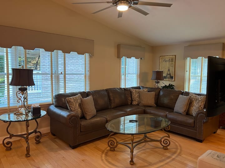 Peaceful In Potomac - Great Falls