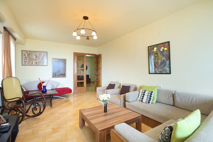 Am Apartments 1 ➺ 3 Bdr • - Erywań