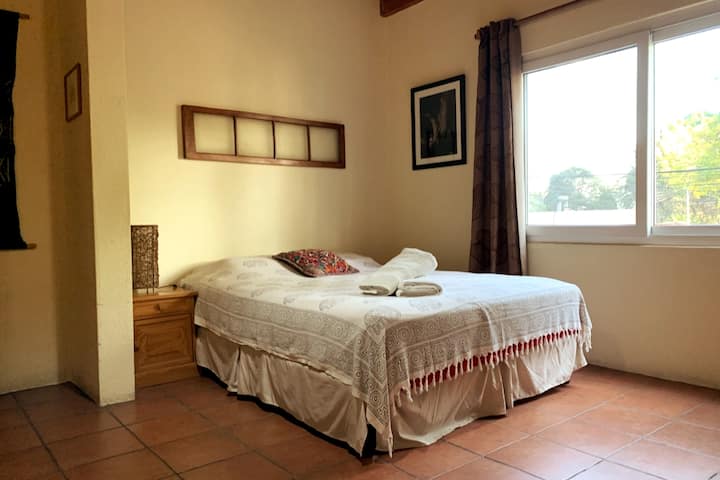 Lovely, Equipped And Central! - Panajachel