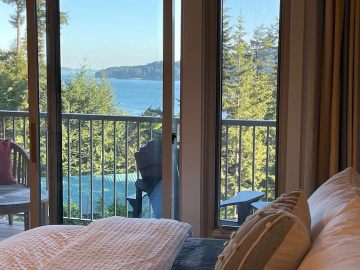 King Suite In Rosario W/views - San Juan Islands, WA