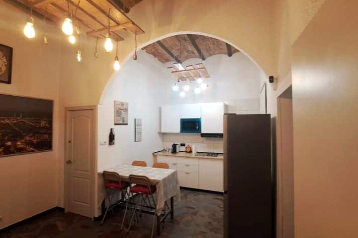 Apartamento Con Pequeña Terraza Interior - Badalona