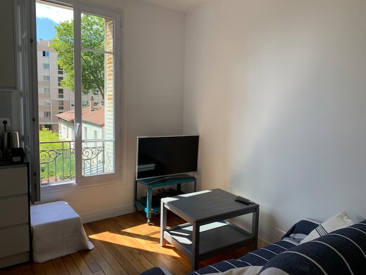 Deux Pièces Entièrement Rénové à Deux Pas De Paris - Boulogne-Billancourt