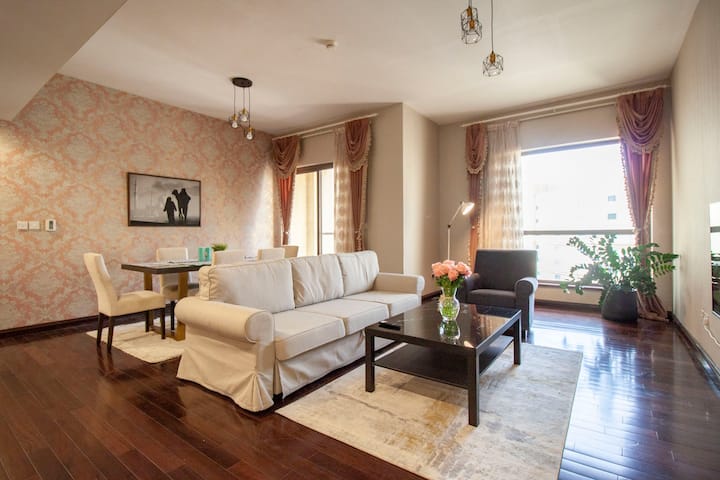Modern, Deluxe & Spacious Beach Front, 3 Bedroom - Dubai Marina