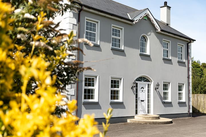 Dalton House | Luxury Coastal 5-bed In Rathmullan - Rathmullan