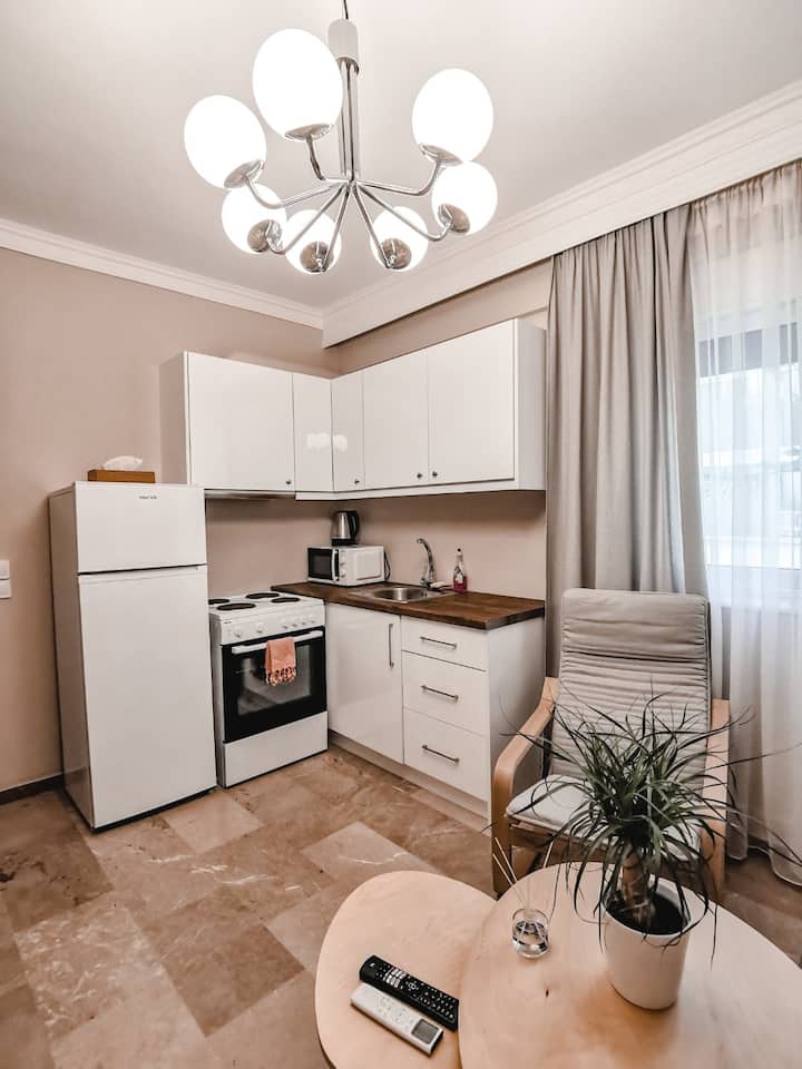 Tip Top Apartment 2 - Халкида