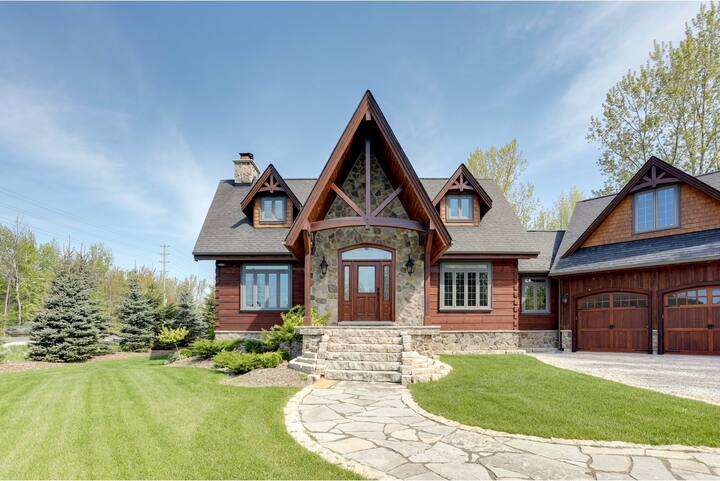 Stunning Collingwood Chalet - Collingwood