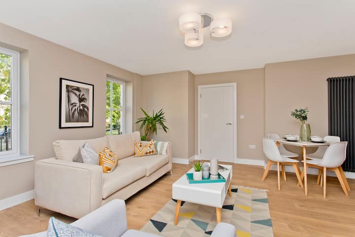 Modern Central 2 Bedroom Apartment With Parking - 馬瑟爾堡
