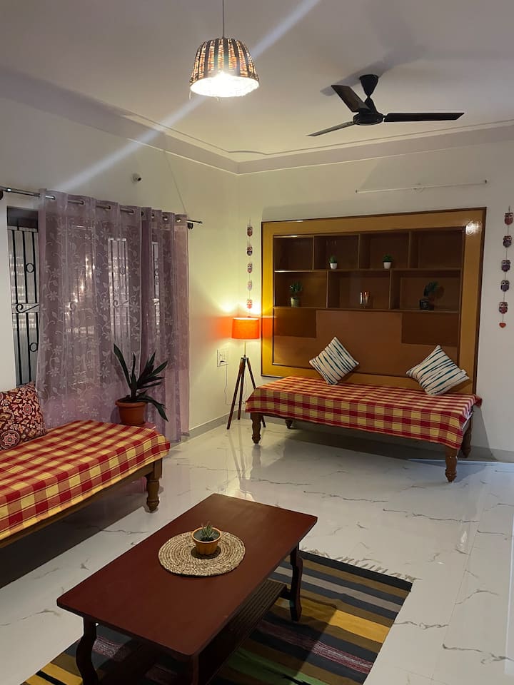 The Cozy Crib Ff (Three Bedrooms) - Only Families - Bengaluru