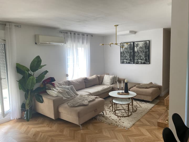 Villa Avec Piscine Tout Proche Du Centre Ville - Troyes