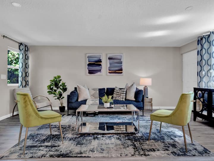 Modern Home Near Dt&airport/community Pool Nearby - Orlando, FL