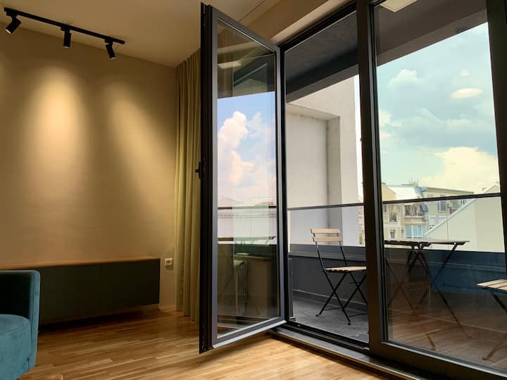 Vibrant Studio Flat In Skopje - Szkopje