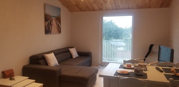 Appartement à 400 M.de La Plage Dans Résid. Privée - Barbâtre