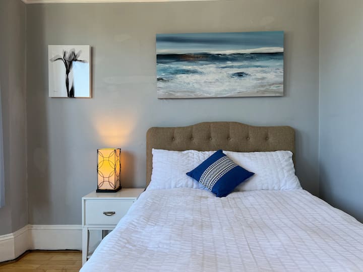 2c-private Room (Share Bath) At Marina/cow Hollow - San Francisco, CA
