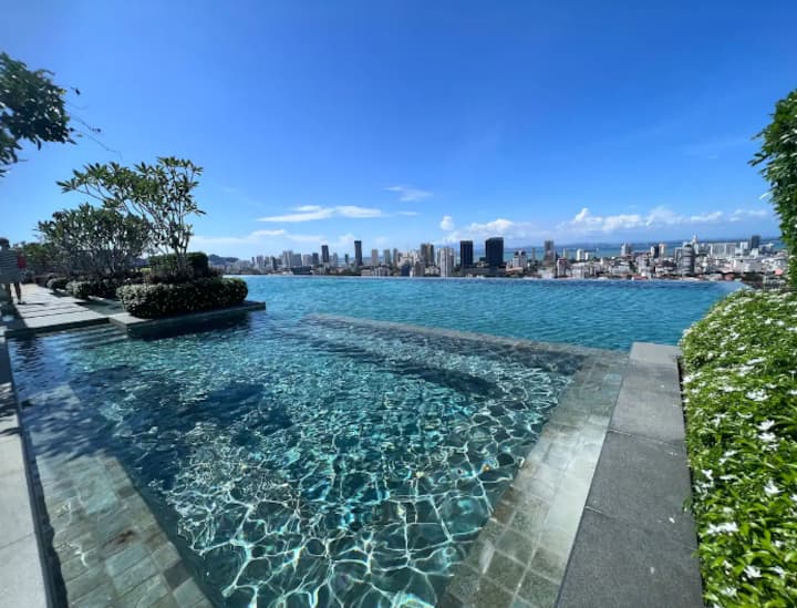 Infinity Sky Pool 2br Modern Suite 8pax@georgetown - Penang