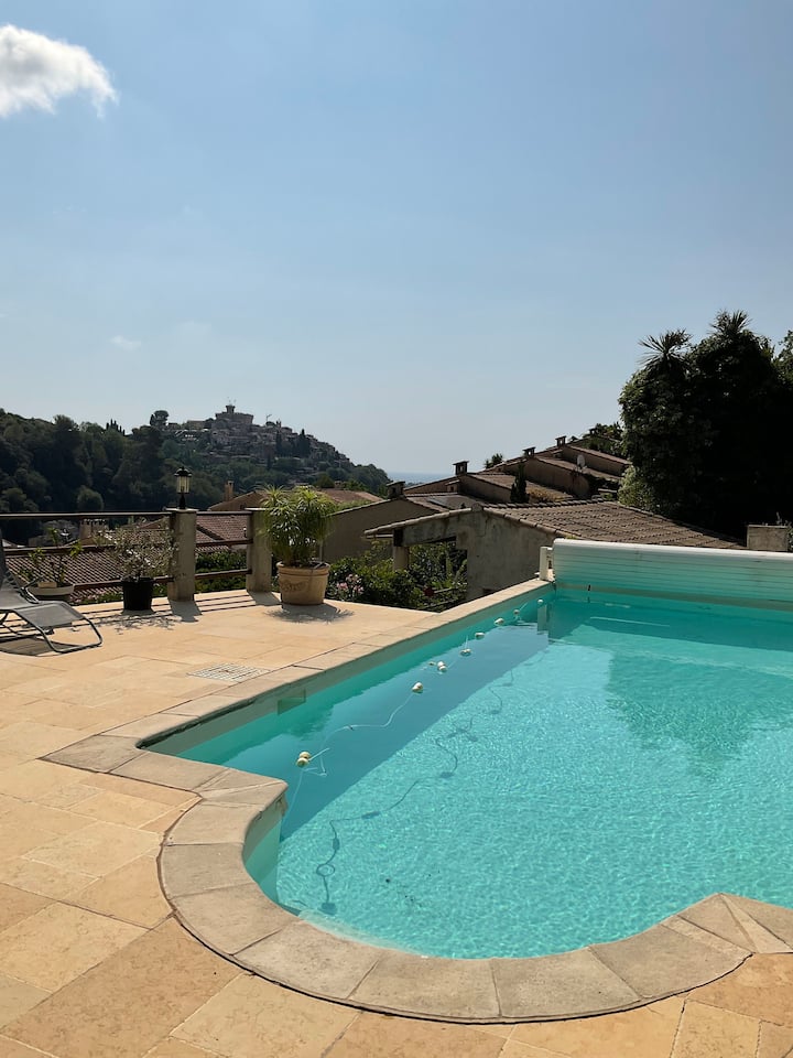 Charmant Appartement En Villa Avec Piscine - Cagnes-sur-Mer