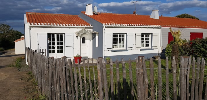 Maison De Vacances, 3 Chambres,  6 à  8 Personnes - Jard-sur-Mer