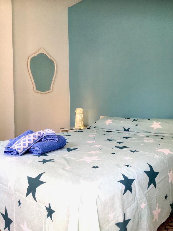 Zimmer In Einem Stadthaus Mit Sonnenterrasse - Málaga
