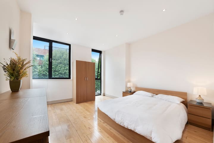1400 Sq Ft 2 Bed Apartment In Central London - Londra