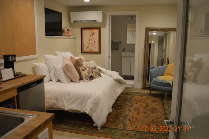 Asheville Studio Oasis - Asheville, NC