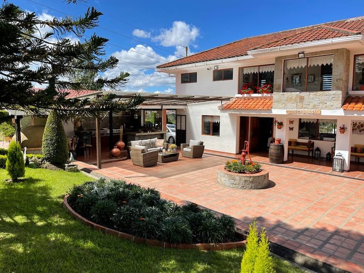 Beautiful Country House 15 Min From Cuenca Center. - Cuenca