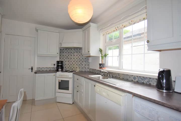 Convenient Private Room In Heart Of Enniscorthy - Enniscorthy