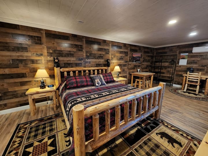 Cabin Apt Across From Ntnl Park +Gameroom+fire Pit - Cosby, TN