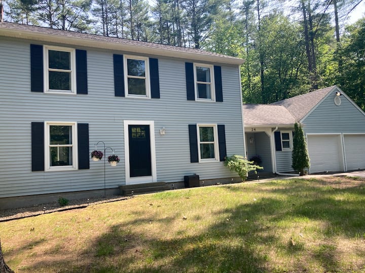 Peaceful Saratoga Home - Corinth, NY