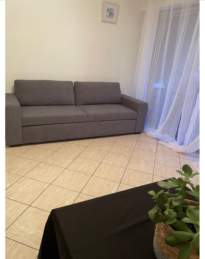 Studio Climatisé Fréjus 250m De La Plage - Saint-Aygulf