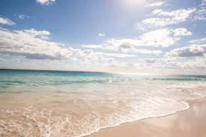 Beautiful & Chic 2 Bedroom Apt Near The Beach 🏖 - Miami Beach
