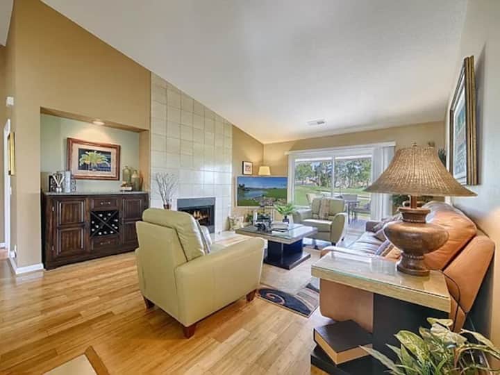 Golf Getaway Condo In Palm Desert - Palm Desert, CA