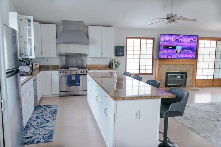 Big House & Yard. Great For Groups, Work & Events. - Milpitas, CA