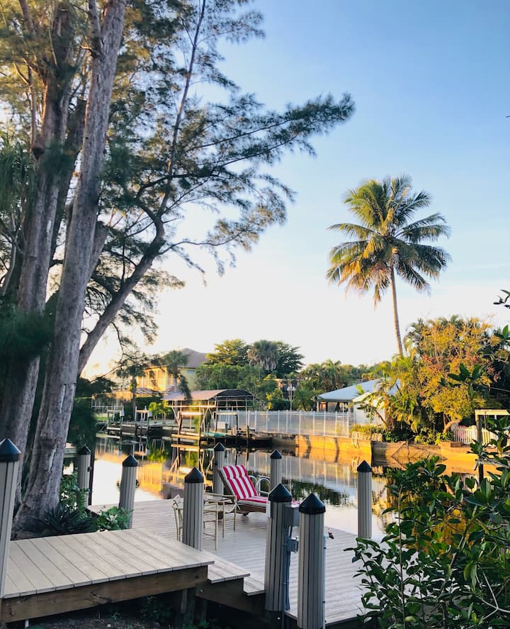 Relaxing Cottage With Dock On Gordonriver - Naples, FL