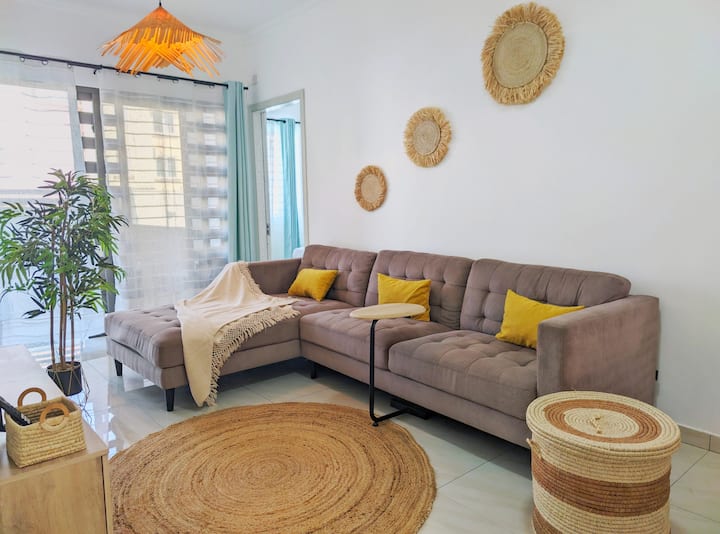 Designer Luxury 3 Beds With Pool, Patio & Sunsets - Mauritius