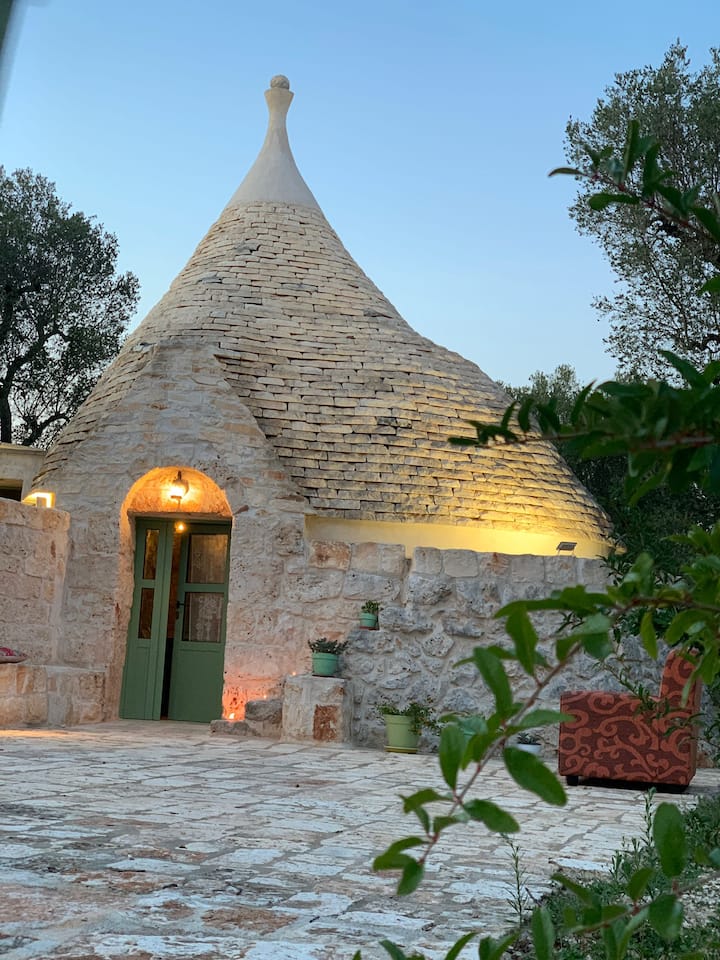 Trullo Amato, Authentic Rustic House - Ceglie Messapica