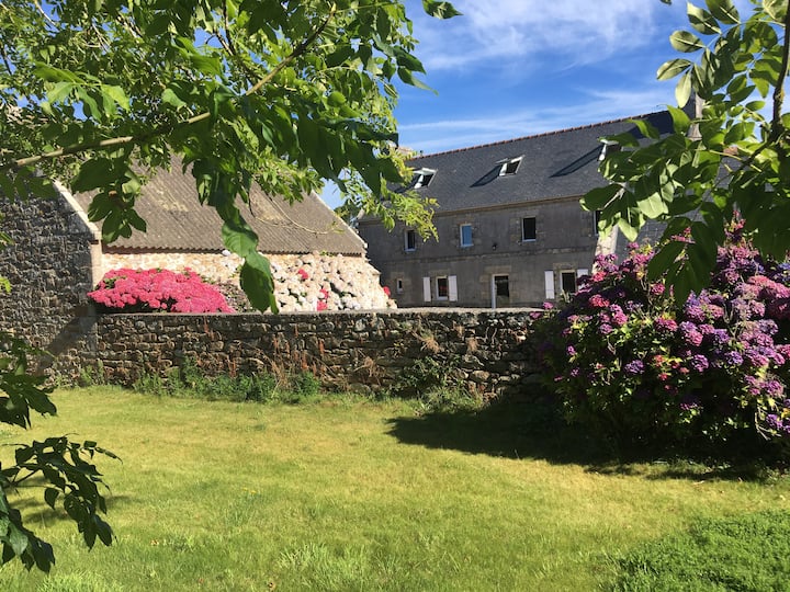 Grande Maison Chaleureuse à Proximité De La Mer - Pointe du Raz
