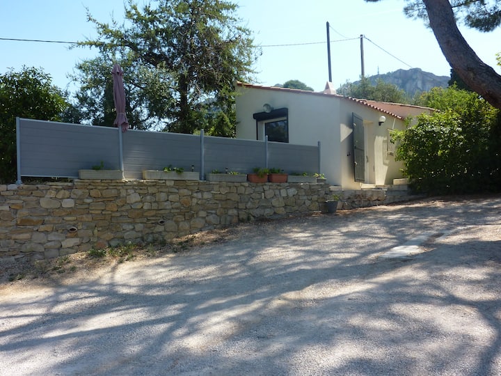 Maisonnette Dans La Campagne Cassidaine - Cassis