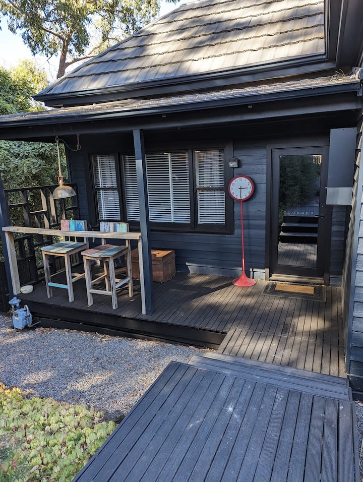 Relax At 53m… Late Check-out For 2-night Stays - Daylesford