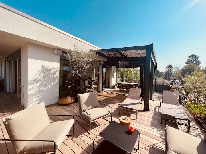 Unique 2 Bedroom Penthouse With An Amazing Terrace - Archamps