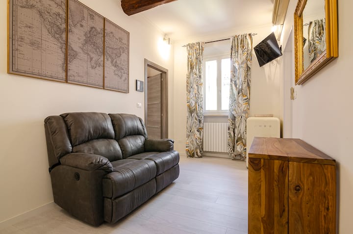 Canonica Home, In The Heart Of The City - Bologna